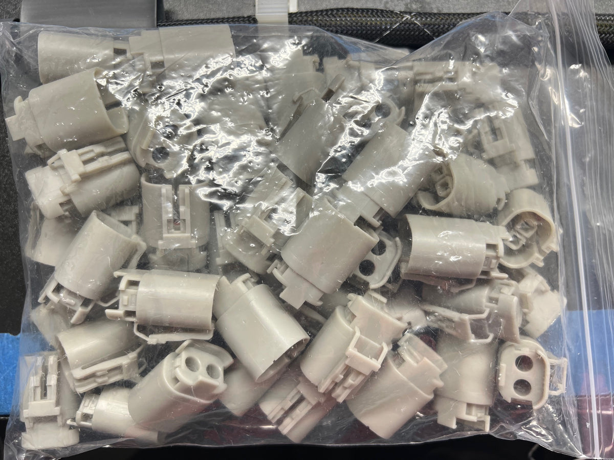 Yazaki 7223-1824-40 Connectors (50pcs) – Wiring Solution Source